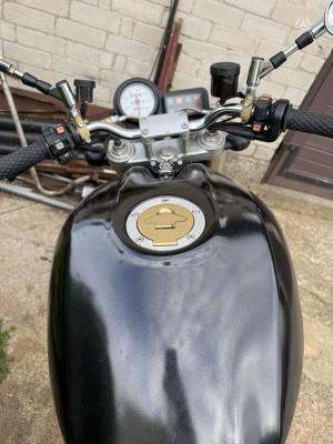 Melns Ducati Monster 2001 Gargždai, ar dzinēja tilpumu 0.90 L un nobraukumu 26 tūkst. km par 1800 €, foto 4 vietnē AUTOMOTO.COM.LV