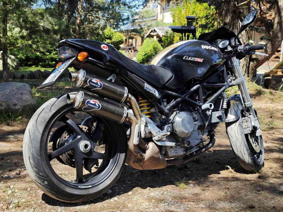 Melns Ducati Monster 2007 Gargždai, ar dzinēja tilpumu 1.00 L un nobraukumu 28 tūkst. km par 2600 €, foto 1 vietnē AUTOMOTO.COM.LV