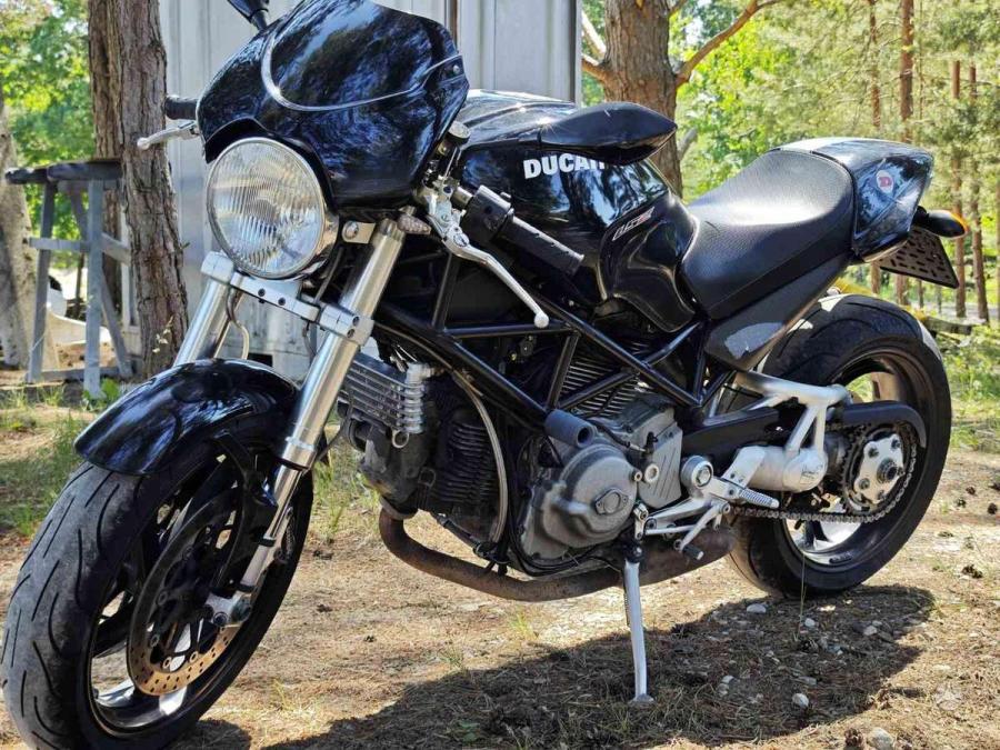 Melns Ducati Monster 2007 Gargždai, ar dzinēja tilpumu 1.00 L un nobraukumu 28 tūkst. km par 2600 €, foto 3 vietnē AUTOMOTO.COM.LV