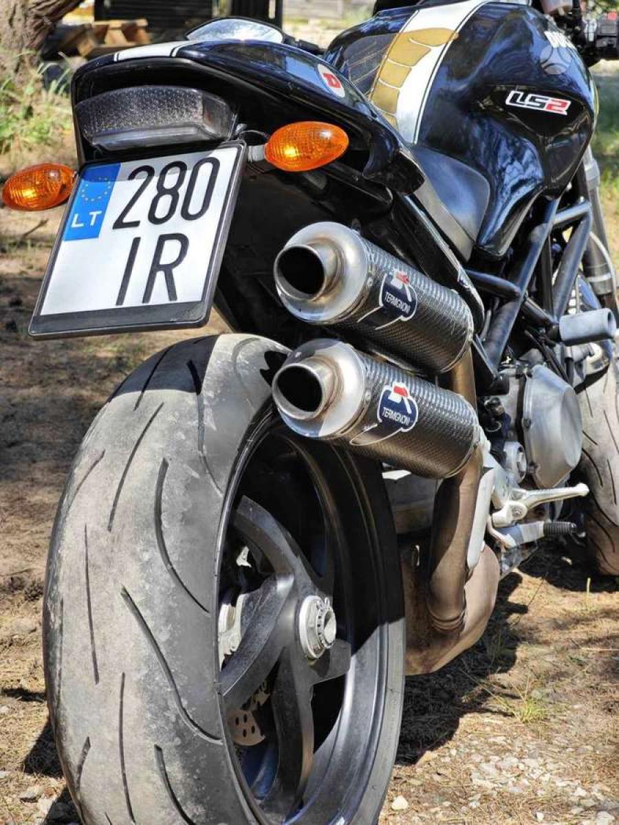 Melns Ducati Monster 2007 Gargždai, ar dzinēja tilpumu 1.00 L un nobraukumu 28 tūkst. km par 2600 €, foto 7 vietnē AUTOMOTO.COM.LV
