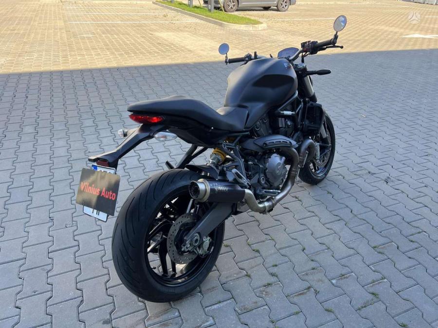 Melns Ducati Monster 2018 Viļņa, ar dzinēja tilpumu 0.82 L un nobraukumu 15 tūkst. km par 5990 €, foto 5 vietnē AUTOMOTO.COM.LV
