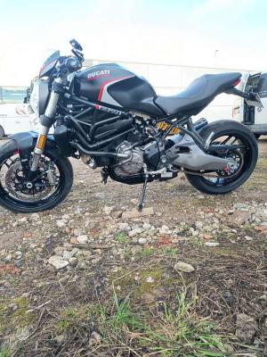 Melns Ducati Monster 2021 Kauņa, ar dzinēja tilpumu 0.82 L un nobraukumu 20 tūkst. km par 4899 €, foto 6 vietnē AUTOMOTO.COM.LV