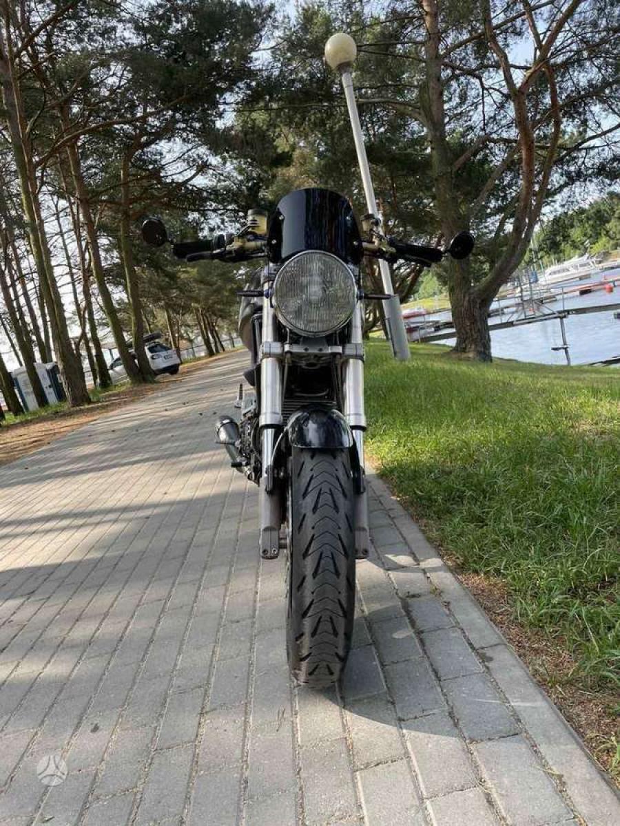 Grey Ducati Monster 1999 in Kaunas, with an engine capacity of 0.90 L and mileage of 52 thousand km for 2499 €, photo 2 on AUTOMOTO.COM.LV