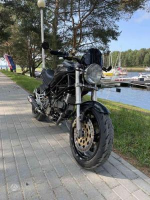 Grey Ducati Monster 1999 in Kaunas, with an engine capacity of 0.90 L and mileage of 52 thousand km for 2499 €, photo 5 on AUTOMOTO.COM.LV