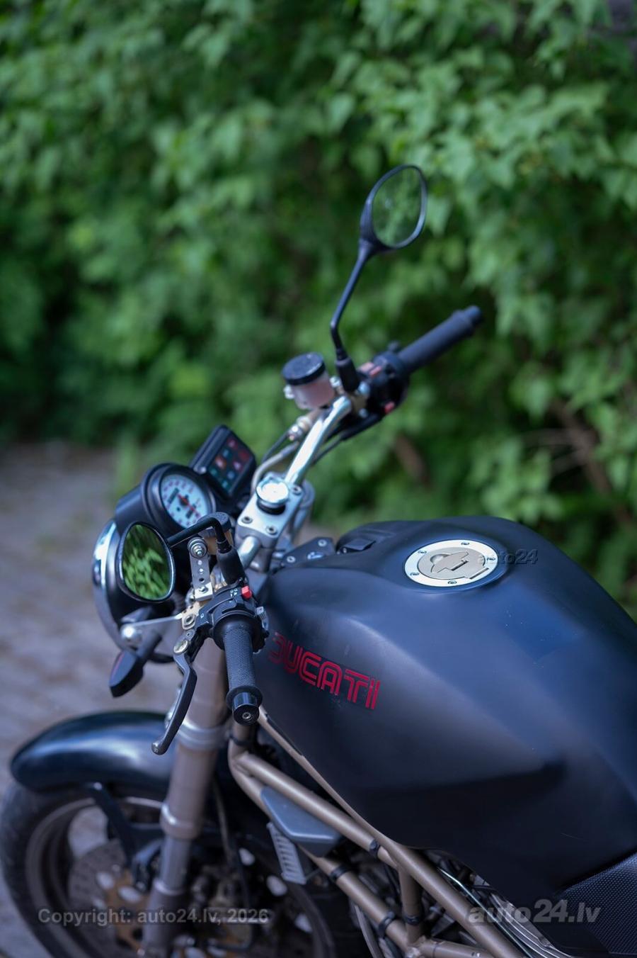 Ducati Monster 1996 in Tallinn, with an engine capacity of 0.00 L and mileage of 27 thousand km for 1900 €, photo 5 on AUTOMOTO.COM.LV