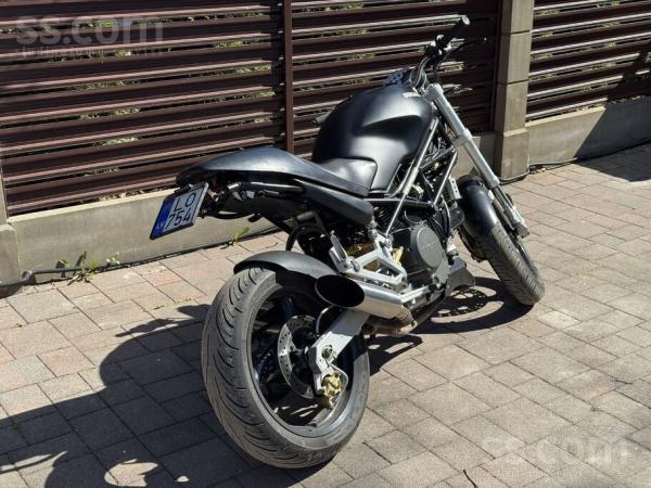 Ducati Monster 2000 in Riga, with an engine capacity of 0.75 L and mileage of 0 thousand km for 2600 €, photo 1 on AUTOMOTO.COM.LV