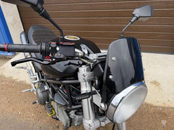 Ducati Monster 2000 Ukmergė, ar dzinēja tilpumu 0.60 L un nobraukumu 51 tūkst. km par 1650 €, foto 8 vietnē AUTOMOTO.COM.LV
