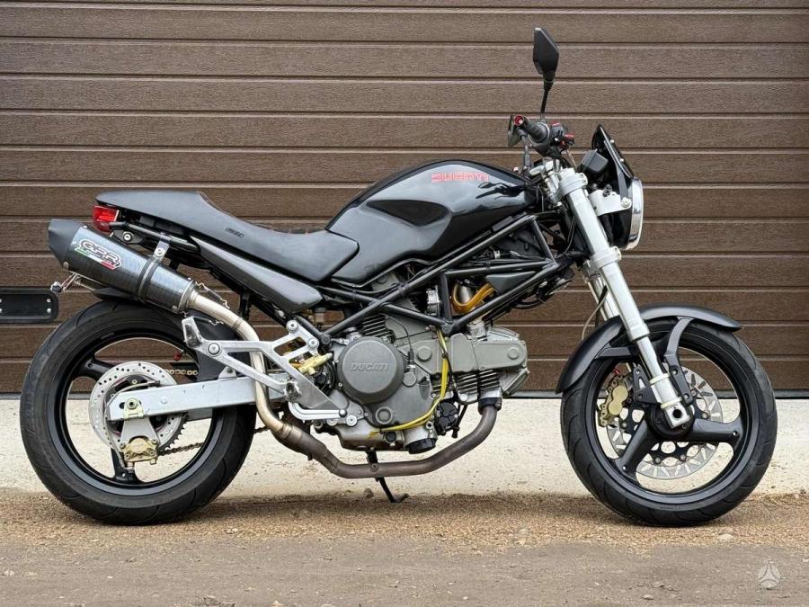 Ducati Monster 2000 Ukmergė, ar dzinēja tilpumu 0.60 L un nobraukumu 51 tūkst. km par 1650 €, foto 1 vietnē AUTOMOTO.COM.LV