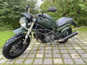 Ducati Monster 2000 in Tukums, with an engine capacity of 0.60 L and mileage of 0 thousand km for 2200 €, photo 4 on AUTOMOTO.COM.LV