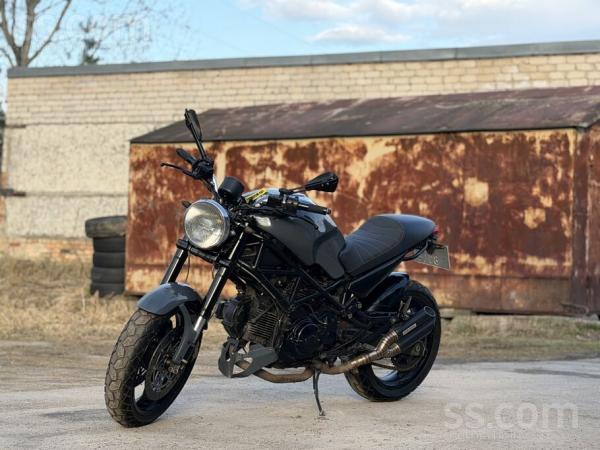 Дукати Monster 2005 в Рига, объемом двигателя 0.62 л и пробегом 0 тыс. км за 2800 €, фото 2 на AUTOMOTO.COM.LV