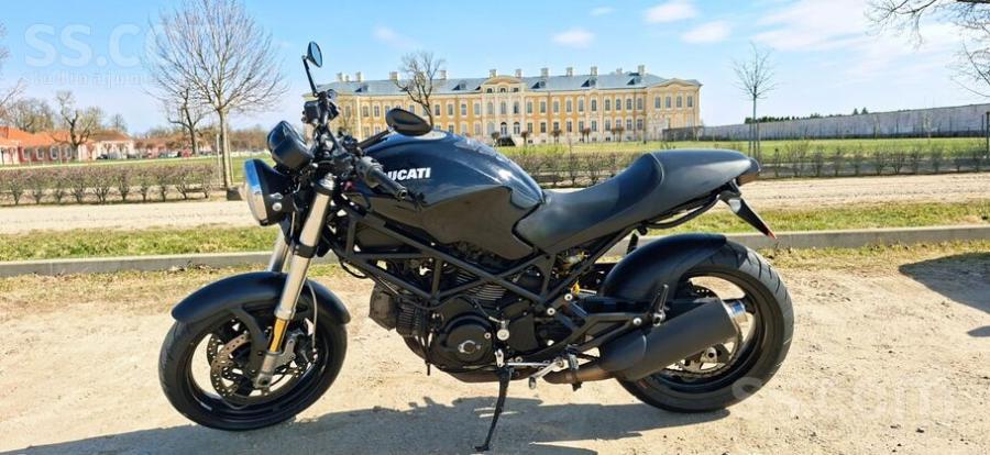 Ducati Monster 2006 Rīga, ar dzinēja tilpumu 0.70 L un nobraukumu 0 tūkst. km par 2700 €, foto 3 vietnē AUTOMOTO.COM.LV