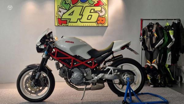 Ducati Monster 2007 in Siauliai, with an engine capacity of 0.80 L and mileage of 5 thousand km for 3550 €, photo 10 on AUTOMOTO.COM.LV