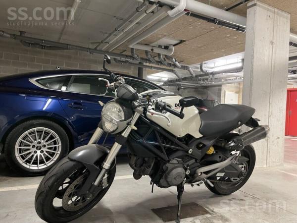 Ducati Monster 2008 in Riga, with an engine capacity of 0.70 L and mileage of 0 thousand km for 3200 €, photo 1 on AUTOMOTO.COM.LV
