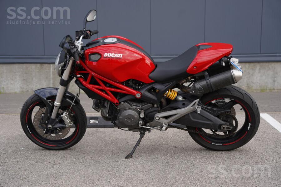 Ducati Monster 2008 in Riga, with an engine capacity of 0.70 L and mileage of 0 thousand km for 3100 €, photo 6 on AUTOMOTO.COM.LV