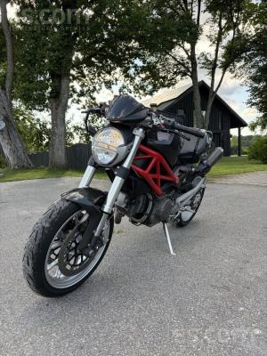 Ducati Monster 2009 in Riga, with an engine capacity of 1.10 L and mileage of 0 thousand km for 6000 €, photo 5 on AUTOMOTO.COM.LV