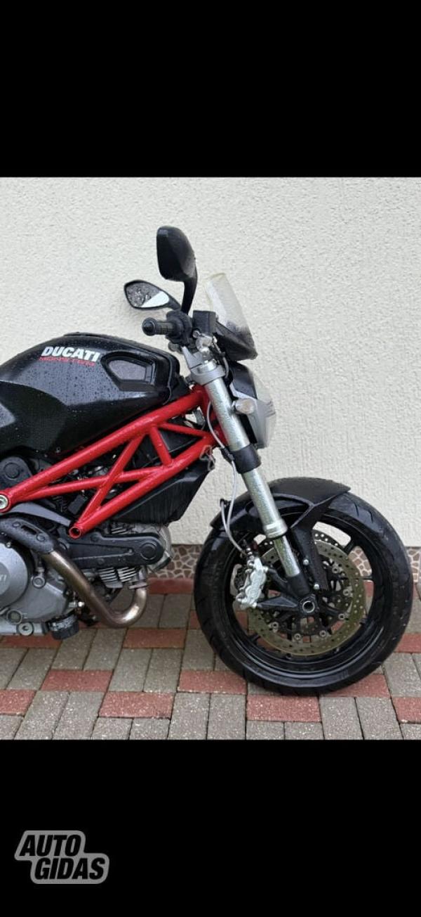 Ducati Monster 2013 in Taurage, with an engine capacity of 0.00 L and mileage of 0 thousand km for 3300 €, photo 4 on AUTOMOTO.COM.LV