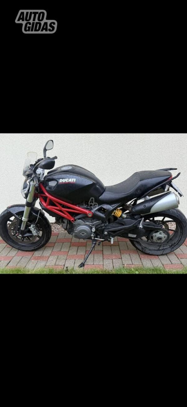 Ducati Monster 2013 in Taurage, with an engine capacity of 0.00 L and mileage of 0 thousand km for 3300 €, photo 6 on AUTOMOTO.COM.LV