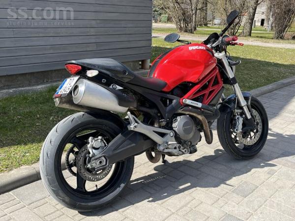 Ducati Monster 2014 Dobele, ar dzinēja tilpumu 0.70 L un nobraukumu 0 tūkst. km par 3900 €, foto 3 vietnē AUTOMOTO.COM.LV