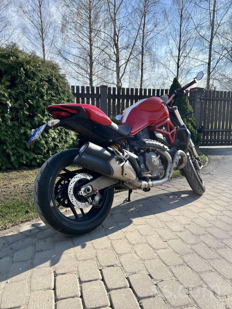 Ducati Monster 2015 Rīga, ar dzinēja tilpumu 0.82 L un nobraukumu 0 tūkst. km par 4800 €, foto 7 vietnē AUTOMOTO.COM.LV
