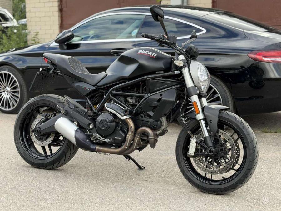 Ducati Monster 2017 Šauļi, ar dzinēja tilpumu 0.80 L un nobraukumu 31 tūkst. km par 4350 €, foto 7 vietnē AUTOMOTO.COM.LV