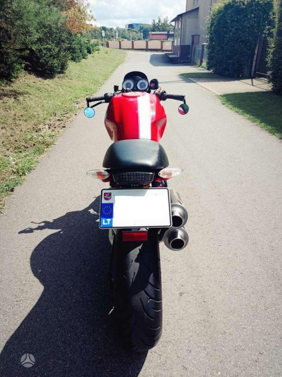 Red Ducati Monster 2009 in Kaunas, with an engine capacity of 0.99 L and mileage of 29 thousand km for 3250 €, photo 11 on AUTOMOTO.COM.LV