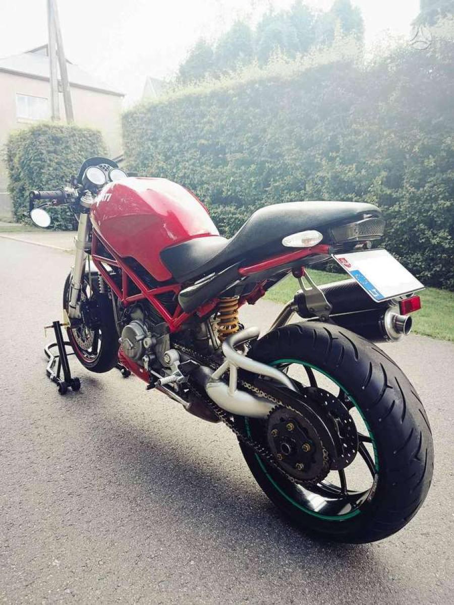 Red Ducati Monster 2009 in Kaunas, with an engine capacity of 0.99 L and mileage of 29 thousand km for 3250 €, photo 12 on AUTOMOTO.COM.LV