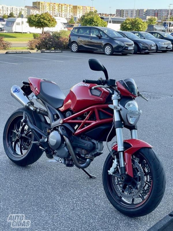 Red Ducati Monster 2010 in Vilnius, with an engine capacity of 0.80 L and mileage of 17 thousand km for 3600 €, photo 5 on AUTOMOTO.COM.LV