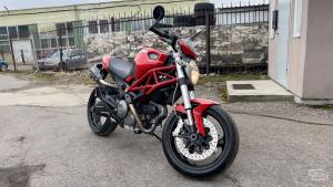 Sarkans Ducati Monster 2013 Viļņa, ar dzinēja tilpumu 0.80 L un nobraukumu 0 tūkst. km par 5200 €, foto 4 vietnē AUTOMOTO.COM.LV