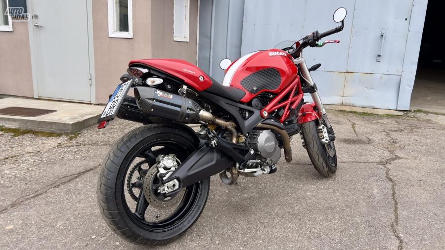 Sarkans Ducati Monster 2013 Viļņa, ar dzinēja tilpumu 0.80 L un nobraukumu 0 tūkst. km par 5200 €, foto 5 vietnē AUTOMOTO.COM.LV