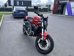 Red Ducati Monster 2016 in Vilnius, with an engine capacity of 0.82 L and mileage of 26 thousand km for 4100 €, photo 6 on AUTOMOTO.COM.LV