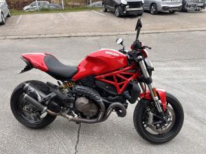 Sarkans Ducati Monster 2017 Viļņa, ar dzinēja tilpumu 0.82 L un nobraukumu 26 tūkst. km par 5500 €, foto  vietnē AUTOMOTO.COM.LV