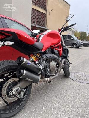 Sarkans Ducati Monster 2017 Viļņa, ar dzinēja tilpumu 0.82 L un nobraukumu 26 tūkst. km par 5500 €, foto 4 vietnē AUTOMOTO.COM.LV
