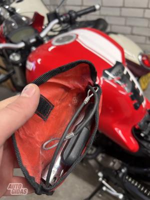 Sarkans Ducati Monster 2017 Viļņa, ar dzinēja tilpumu 0.82 L un nobraukumu 26 tūkst. km par 5500 €, foto 8 vietnē AUTOMOTO.COM.LV
