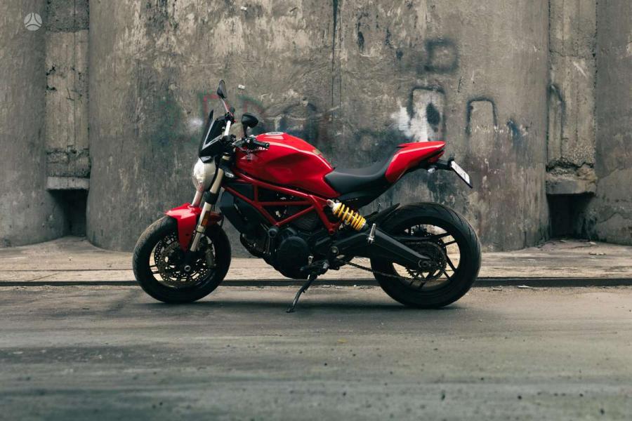 Red Ducati Monster 2020 in Vilnius, with an engine capacity of 0.80 L and mileage of 38 thousand km for 4600 €, photo 9 on AUTOMOTO.COM.LV