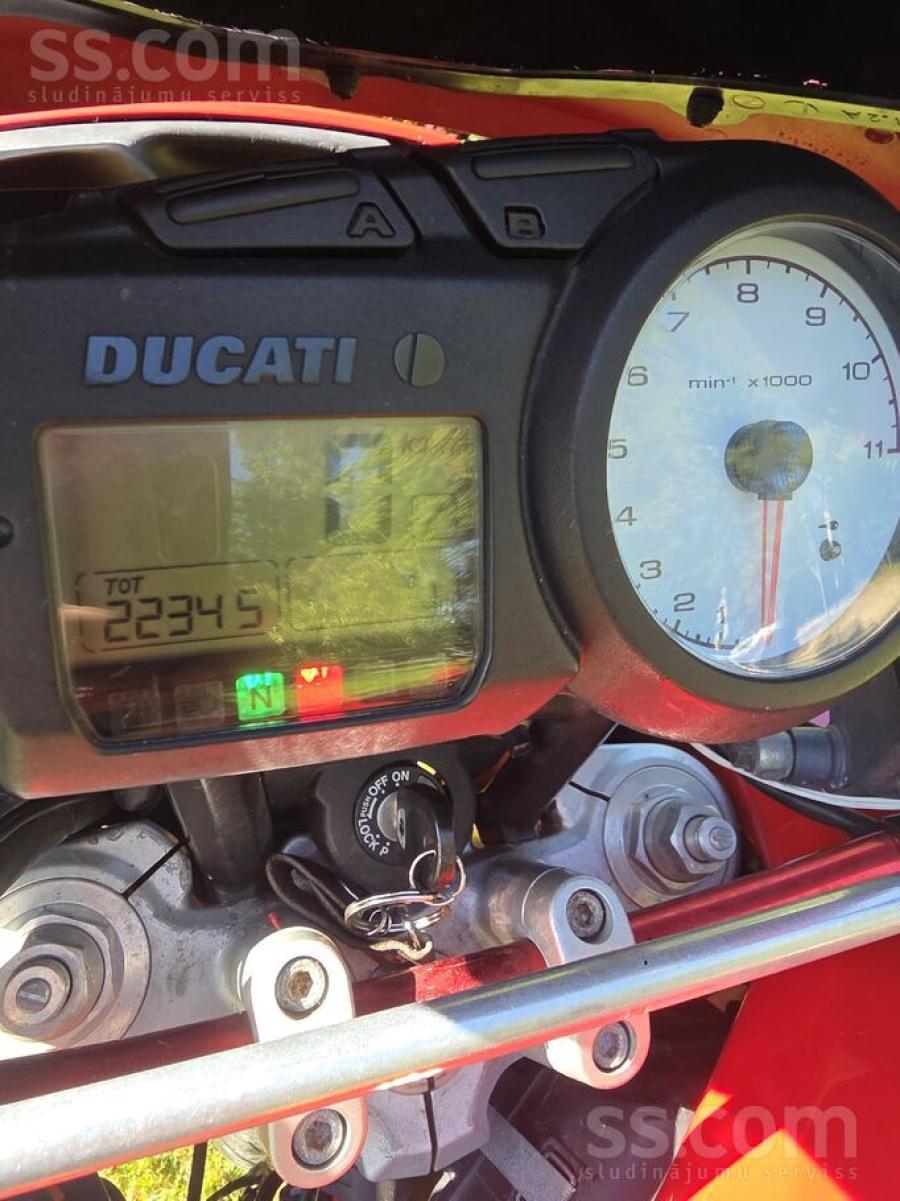 Ducati Multistrada 2006 in Riga, with an engine capacity of 0.62 L and mileage of 0 thousand km for 2200 €, photo 4 on AUTOMOTO.COM.LV