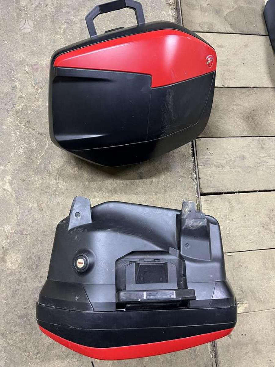 Ducati Multistrada 2019 in Vilnius, with an engine capacity of 0.95 L and mileage of 45 thousand km for 7900 €, photo 11 on AUTOMOTO.COM.LV
