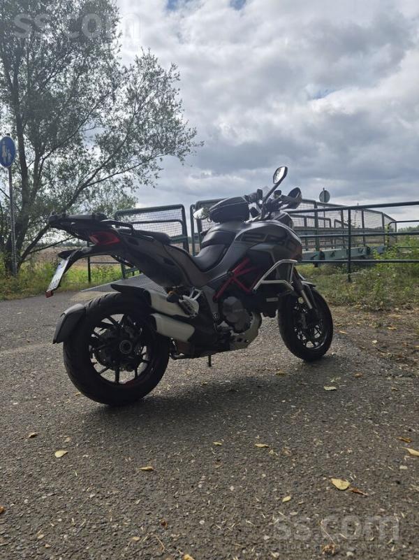 Ducati Multistrada 2020 Daugavpils vietnē Ducati Multistrada 2020 Daugavpils, ar dzinēja tilpumu 1.26 L un nobraukumu 0 tūkst. km par 12500 €, foto 1 vietnē AUTOMOTO.COM.LV