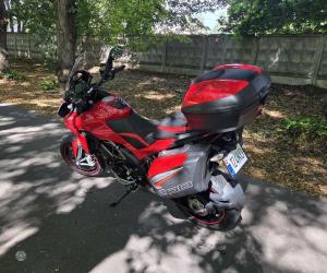 Sarkans Ducati Multistrada 2012 Panevēža, ar dzinēja tilpumu 1.20 L un nobraukumu 53 tūkst. km par 6800 €, foto 5 vietnē AUTOMOTO.COM.LV