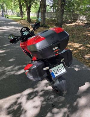 Sarkans Ducati Multistrada 2012 Panevēža, ar dzinēja tilpumu 1.20 L un nobraukumu 53 tūkst. km par 6800 €, foto 11 vietnē AUTOMOTO.COM.LV