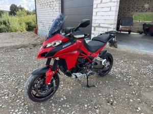 Sarkans Ducati Multistrada 2015 Kazlų Rūda, ar dzinēja tilpumu 1.20 L un nobraukumu 41 tūkst. km par 7000 €, foto  vietnē AUTOMOTO.COM.LV
