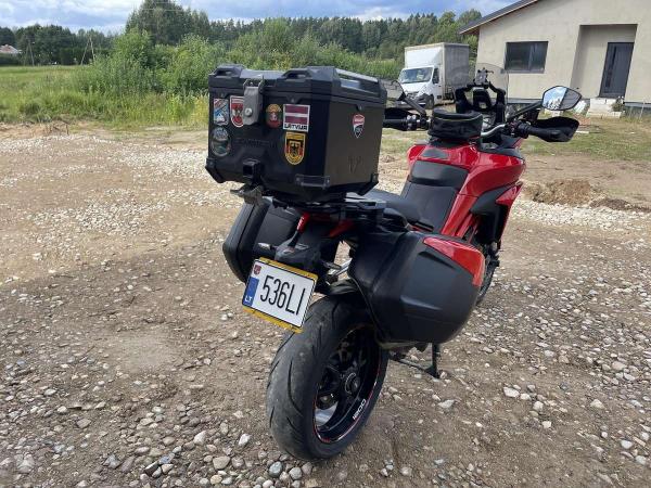 Ducati Multistrada 2015 Kazlų Rūda vietnē Sarkans Ducati Multistrada 2015 Kazlų Rūda, ar dzinēja tilpumu 1.20 L un nobraukumu 41 tūkst. km par 7000 €, foto 9 vietnē AUTOMOTO.COM.LV