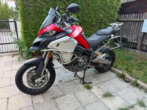 Red Ducati Multistrada 2016 in Vilnius, with an engine capacity of 1.20 L and mileage of 37 thousand km for 7900 €, photo 1 on AUTOMOTO.COM.LV