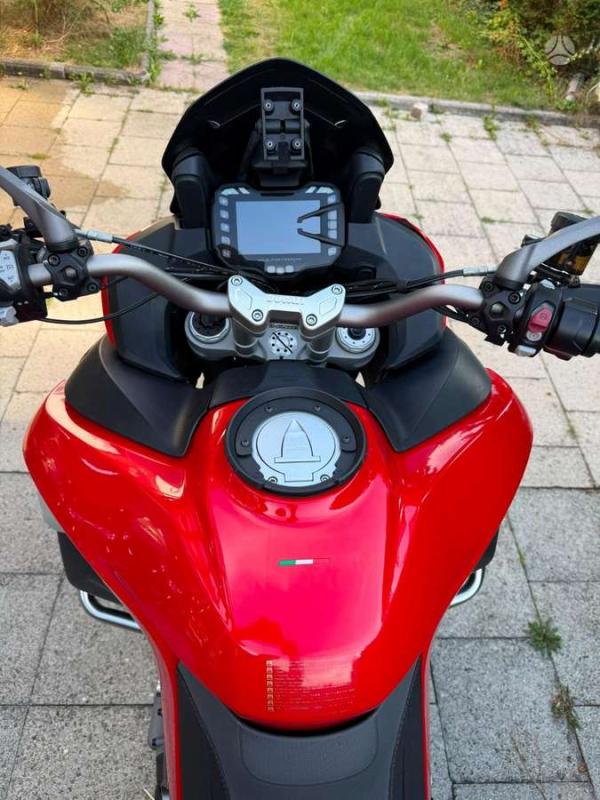 Red Ducati Multistrada 2016 in Vilnius, with an engine capacity of 1.20 L and mileage of 37 thousand km for 7900 €, photo 4 on AUTOMOTO.COM.LV
