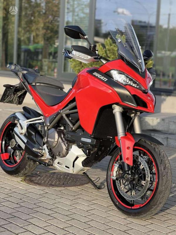 Красный Дукати Multistrada 2018 в Каунас, объемом двигателя 1.26 л и пробегом 45 тыс. км за 9999 €, фото 5 на AUTOMOTO.COM.LV