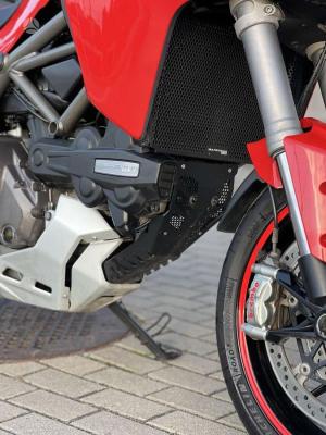 Sarkans Ducati Multistrada 2018 Kauņa, ar dzinēja tilpumu 1.26 L un nobraukumu 45 tūkst. km par 9999 €, foto 15 vietnē AUTOMOTO.COM.LV