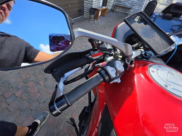 Red Ducati Multistrada 2018 in Kaunas, with an engine capacity of 1.26 L and mileage of 45 thousand km for 8555 €, photo 5 on AUTOMOTO.COM.LV