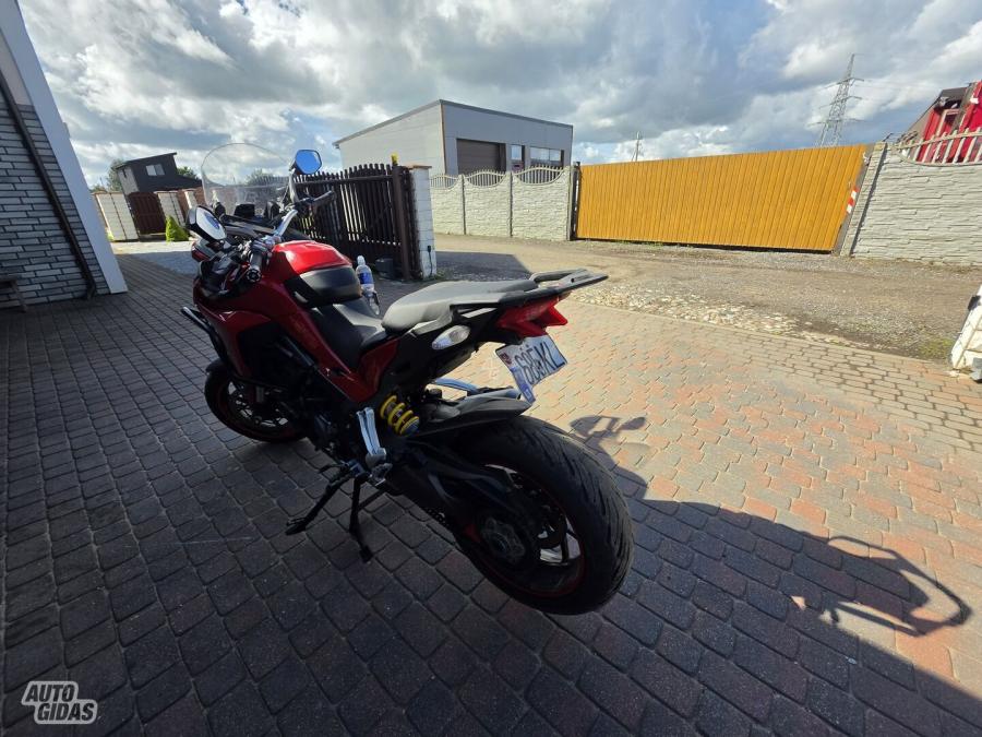 Red Ducati Multistrada 2018 in Kaunas, with an engine capacity of 1.26 L and mileage of 45 thousand km for 8555 €, photo 12 on AUTOMOTO.COM.LV