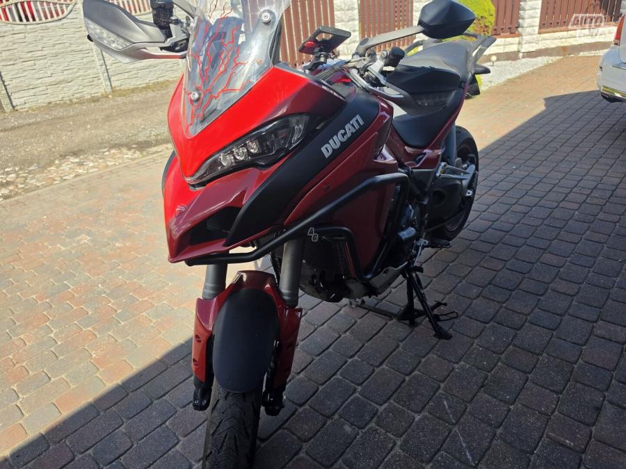 Red Ducati Multistrada 2018 in Kaunas, with an engine capacity of 1.26 L and mileage of 45 thousand km for 8555 €, photo 20 on AUTOMOTO.COM.LV