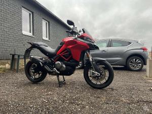Sarkans Ducati Multistrada 2019 Panevēža, ar dzinēja tilpumu 0.94 L un nobraukumu 37 tūkst. km par 8400 €, foto 5 vietnē AUTOMOTO.COM.LV