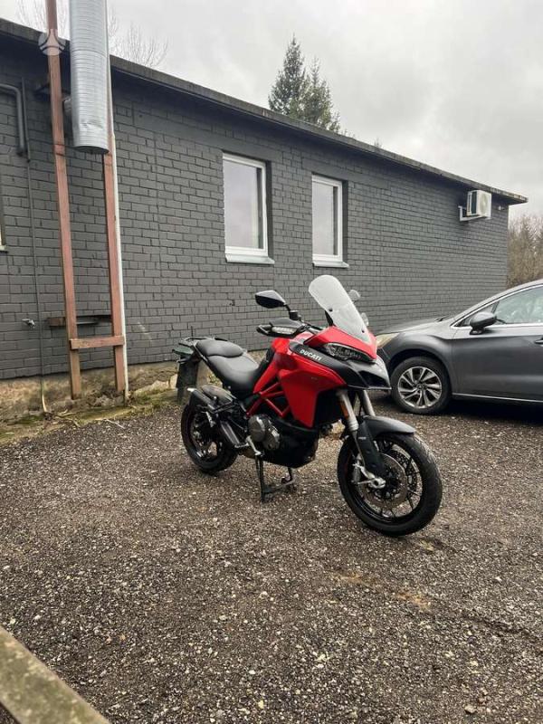 Sarkans Ducati Multistrada 2019 Panevēža, ar dzinēja tilpumu 0.94 L un nobraukumu 37 tūkst. km par 8400 €, foto 8 vietnē AUTOMOTO.COM.LV